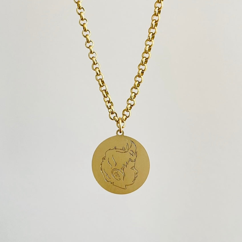 Portrait Medallion - Large | Vana Chupp Studio